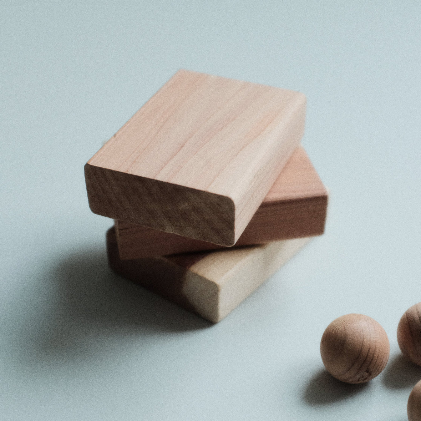 Red cedar blocks – HEKNE